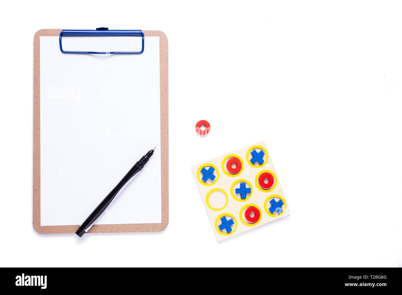 Tic tac toe board hi-res stock photography and images - Alamy
