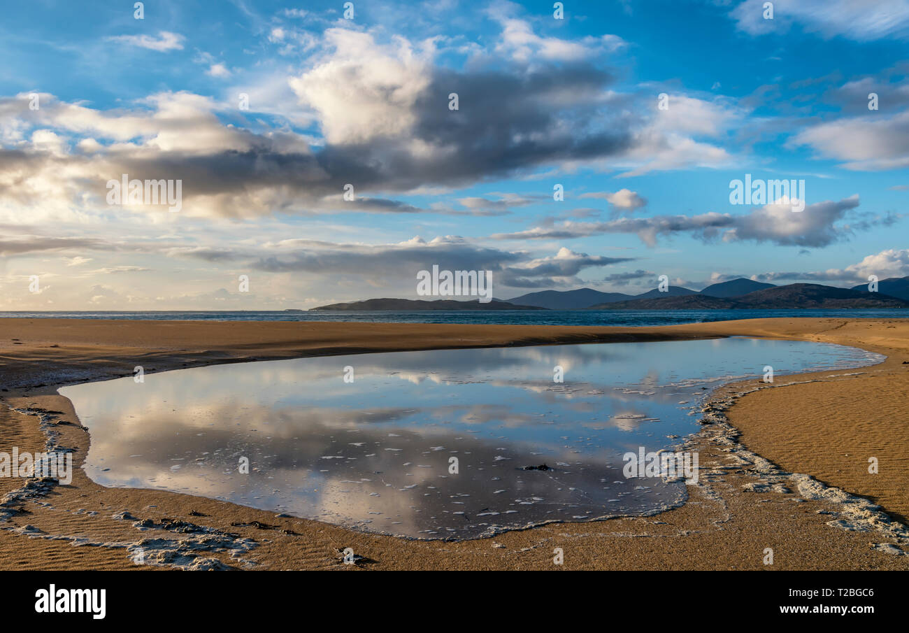 Scarista bay hi-res stock photography and images - Alamy