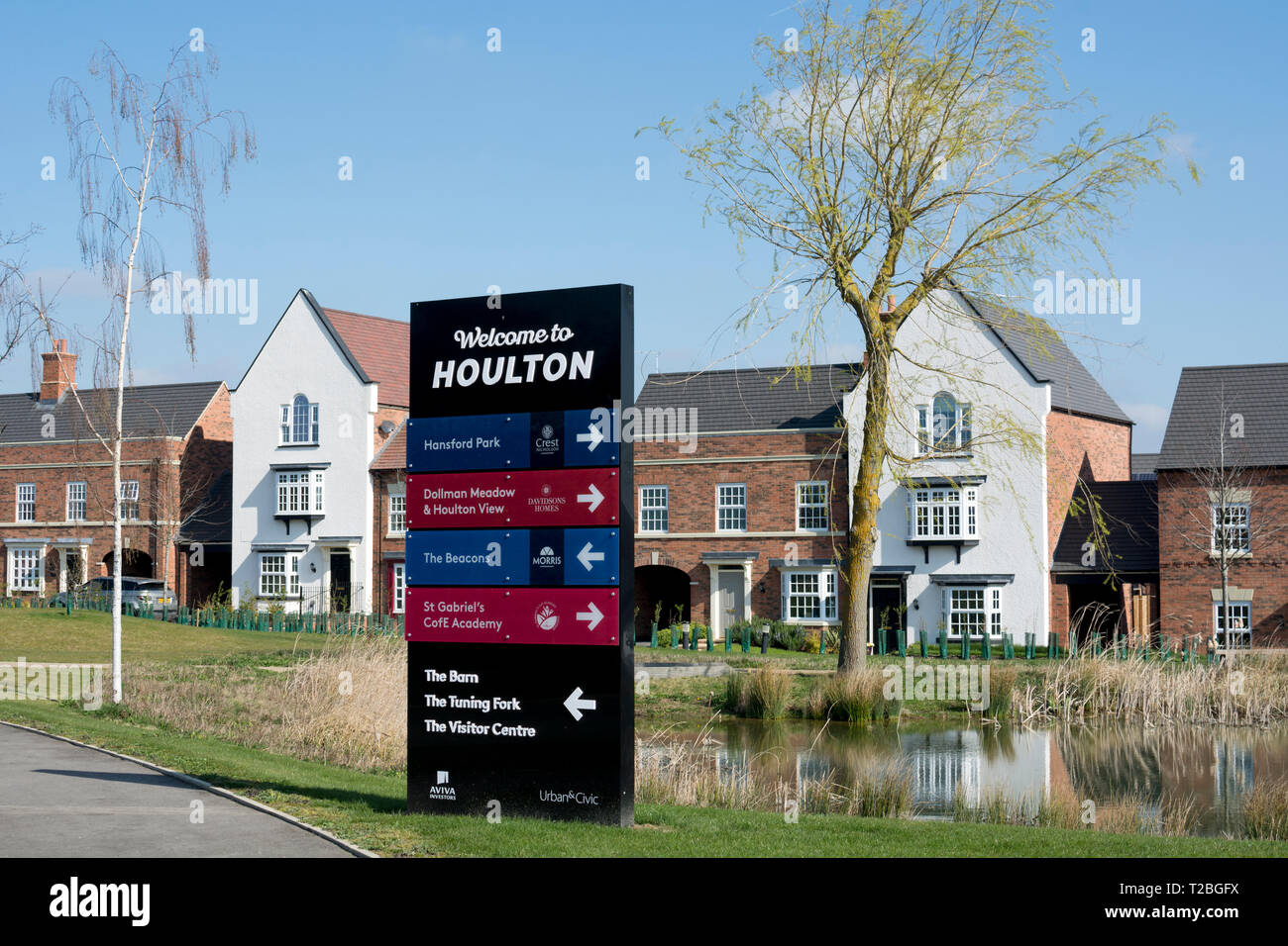 Welcome to Houlton sign, Houlton, Rugby, Warwickshire, UK Stock Photo ...