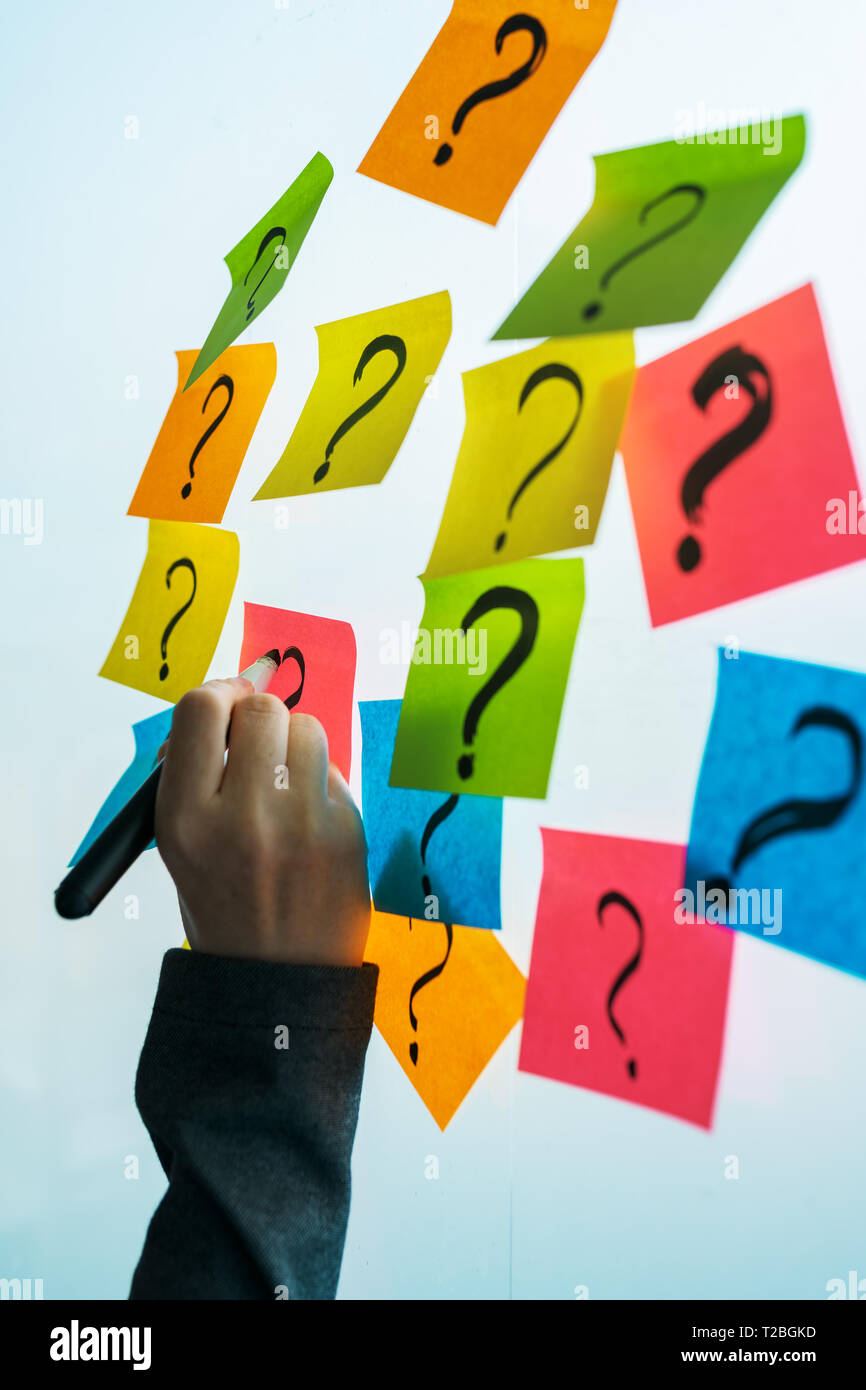 Thinking question mark hi-res stock photography and images - Alamy