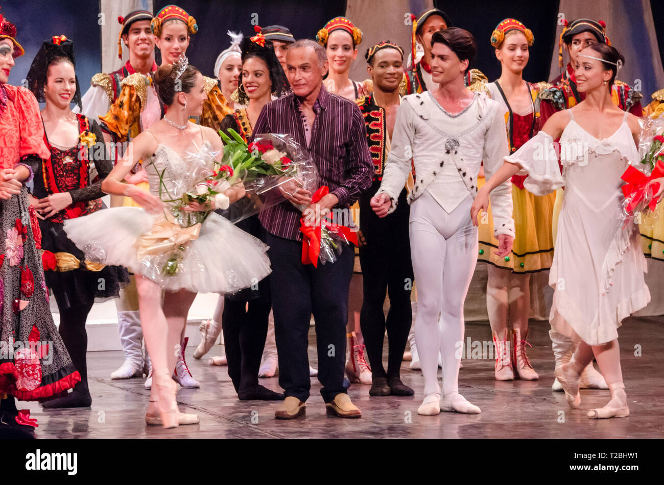 Cuban National Ballet Performs "Cinderella" in Tearo La Caridad, Santa ...