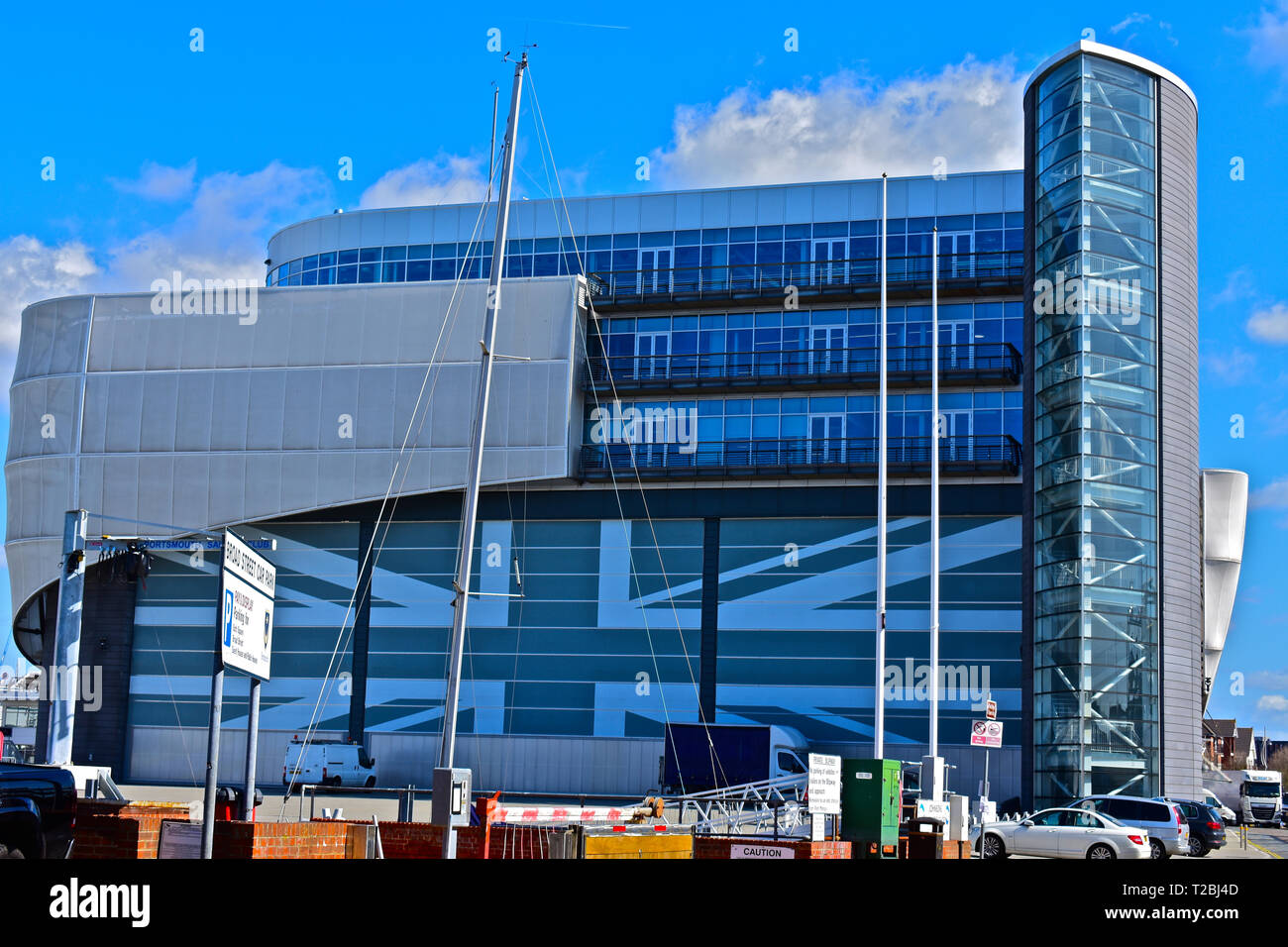 Yacht team base hi-res stock photography and images - Alamy