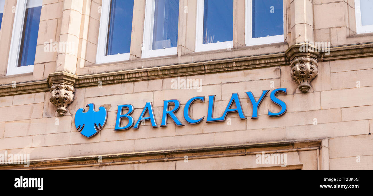 Barclays bank logo hi-res stock photography and images - Alamy