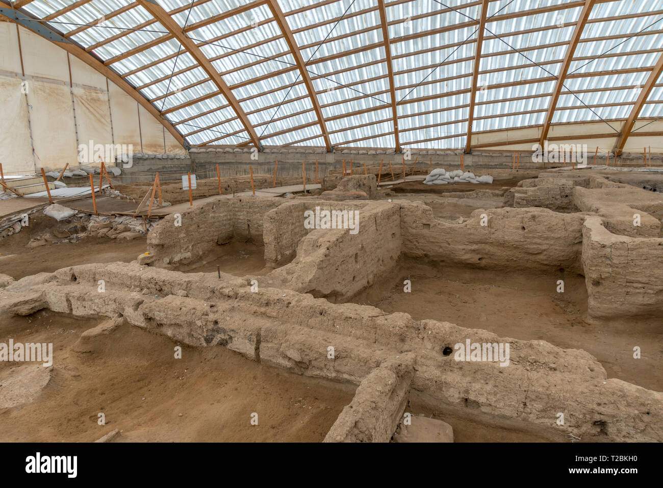 Catalhoyuk was a very large Neolithic and Chalcolithic proto-city ...