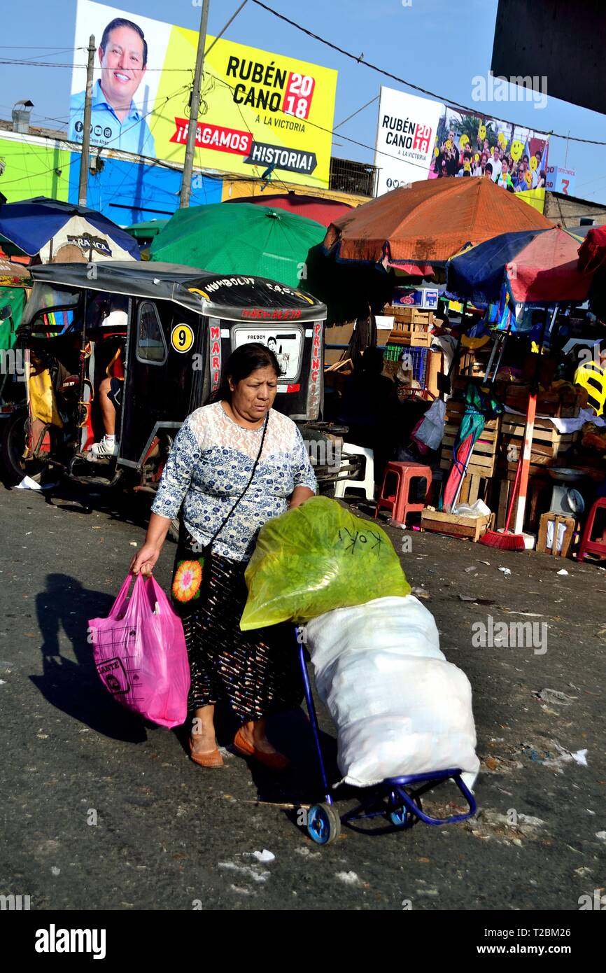 Gamarra perú hi-res stock photography and images - Alamy