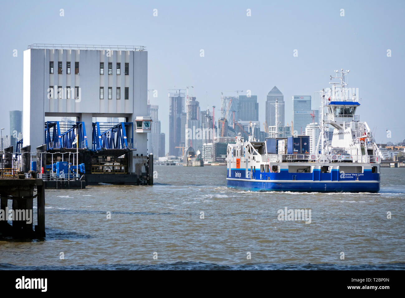 Woolwich Ferry across the River Thames London UK Stock Photo - Alamy