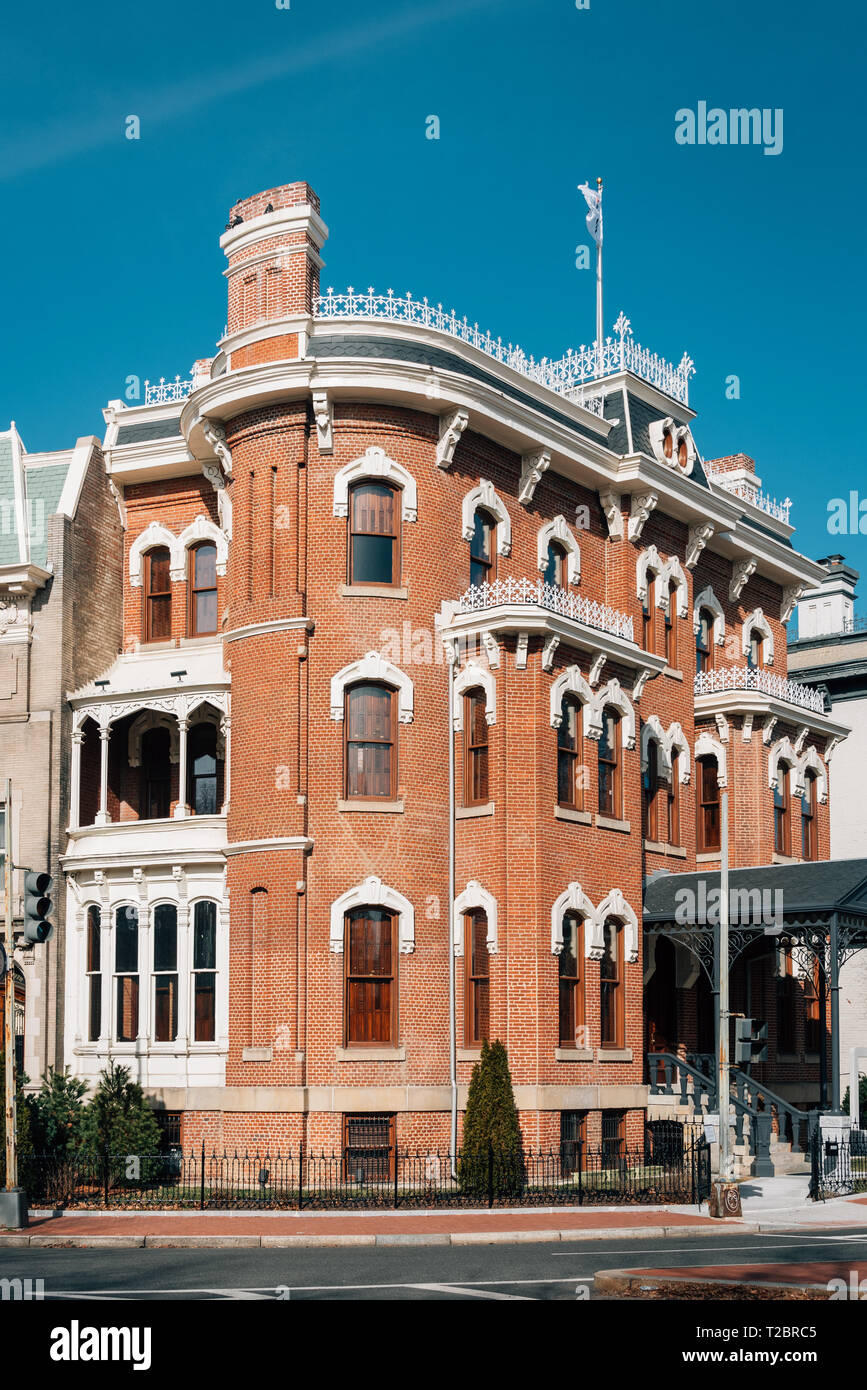 A historic house at Logan Circle, in Washington, DC Stock Photo - Alamy