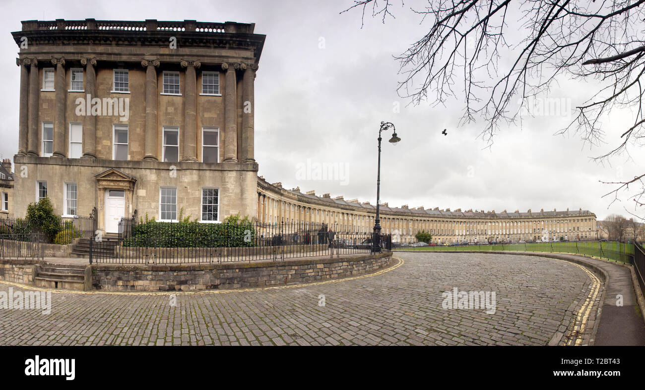 Royal crescent victoria park hi-res stock photography and images - Alamy