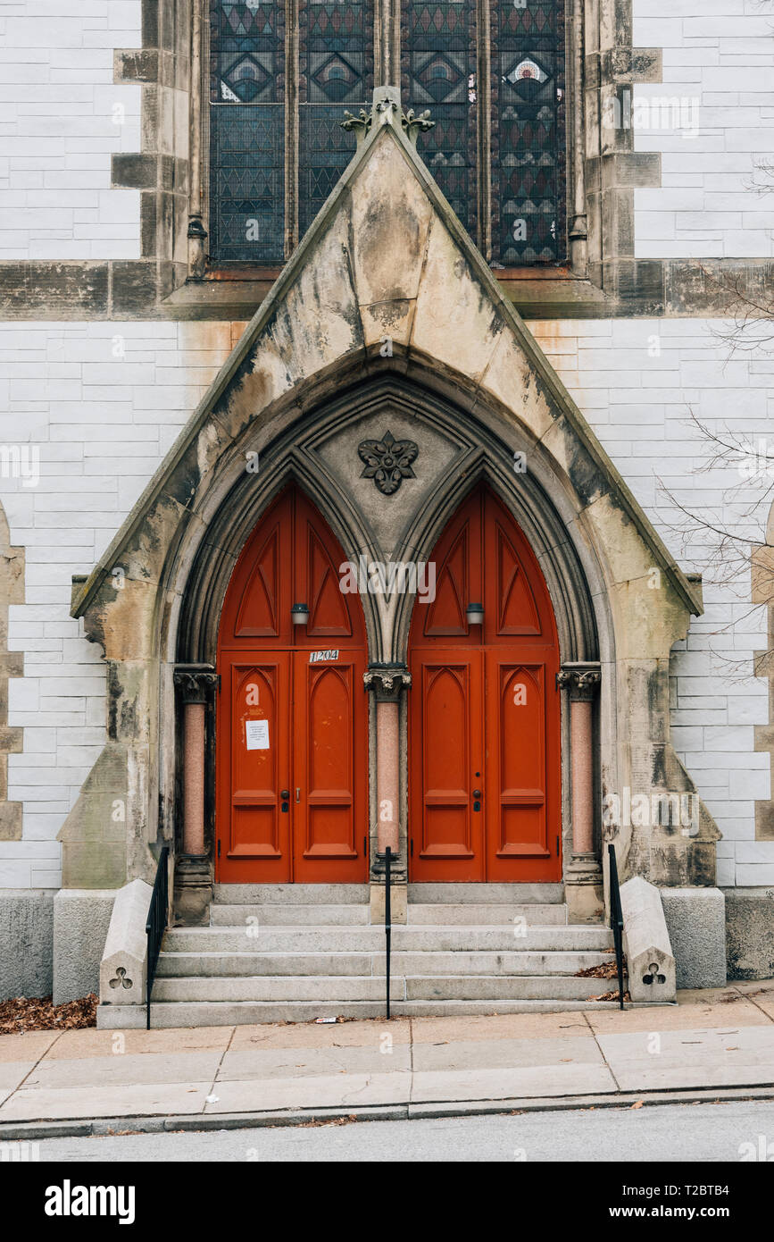 Old red church hi-res stock photography and images - Alamy