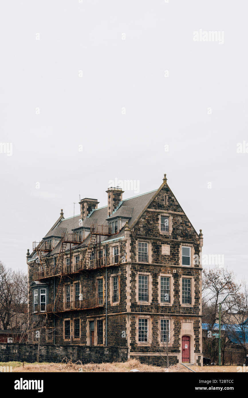 Historic building in baltimore hi-res stock photography and images - Alamy
