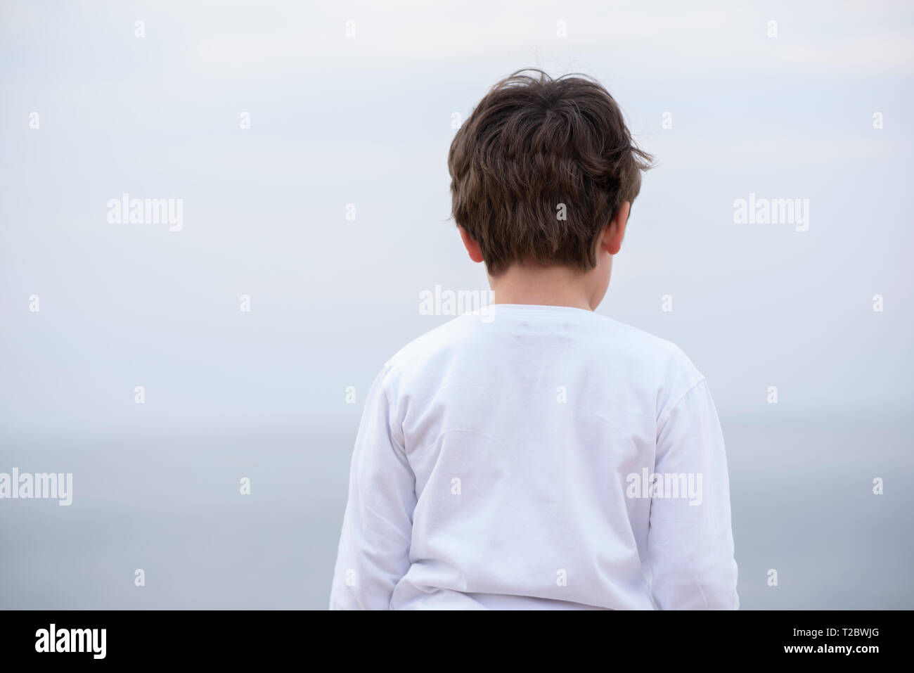 Back to the boy hi-res stock photography and images - Alamy