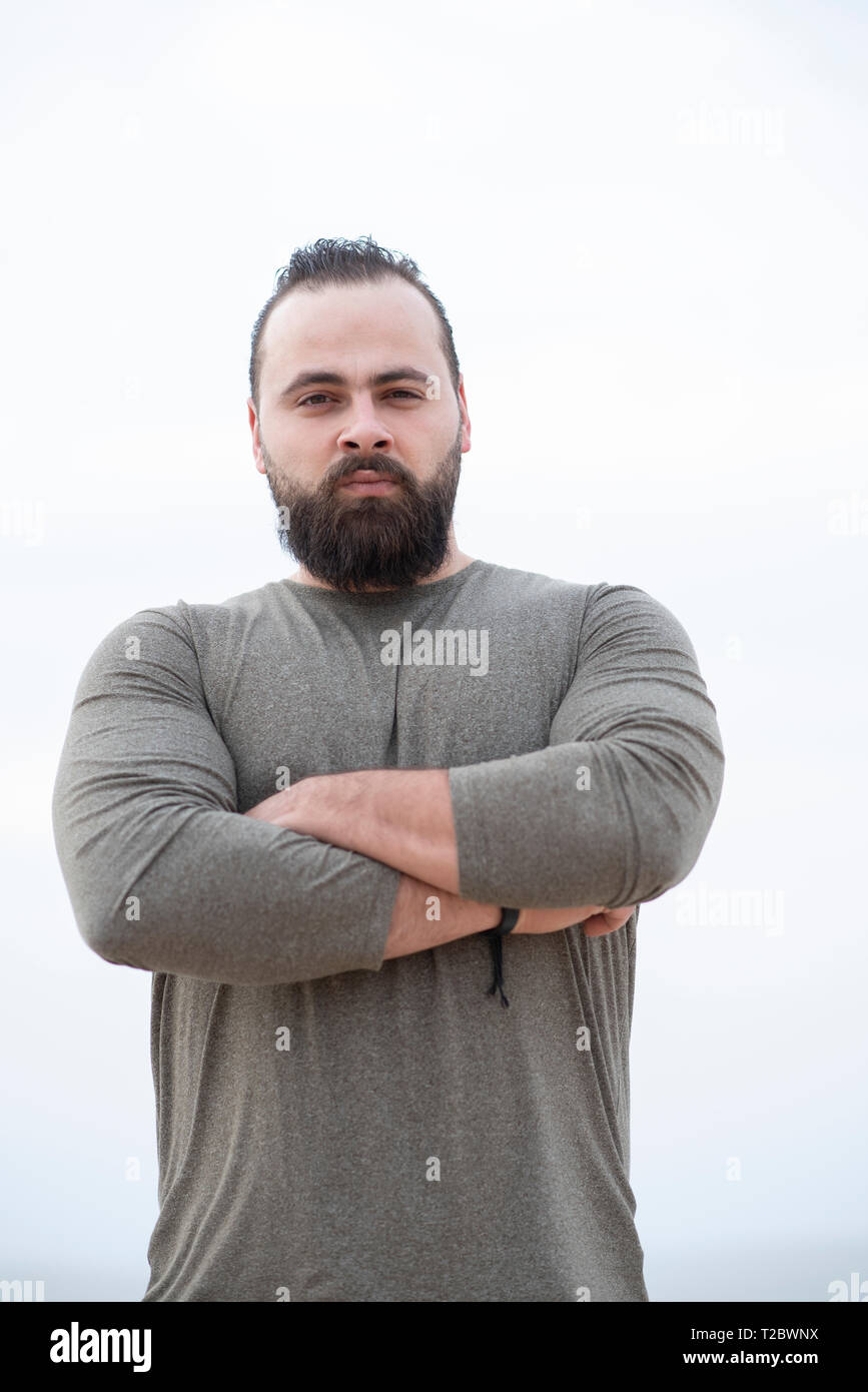 Serious muscular man arms folded hi-res stock photography and images ... Serious muscular man arms folded hi-res stock photography and images ...