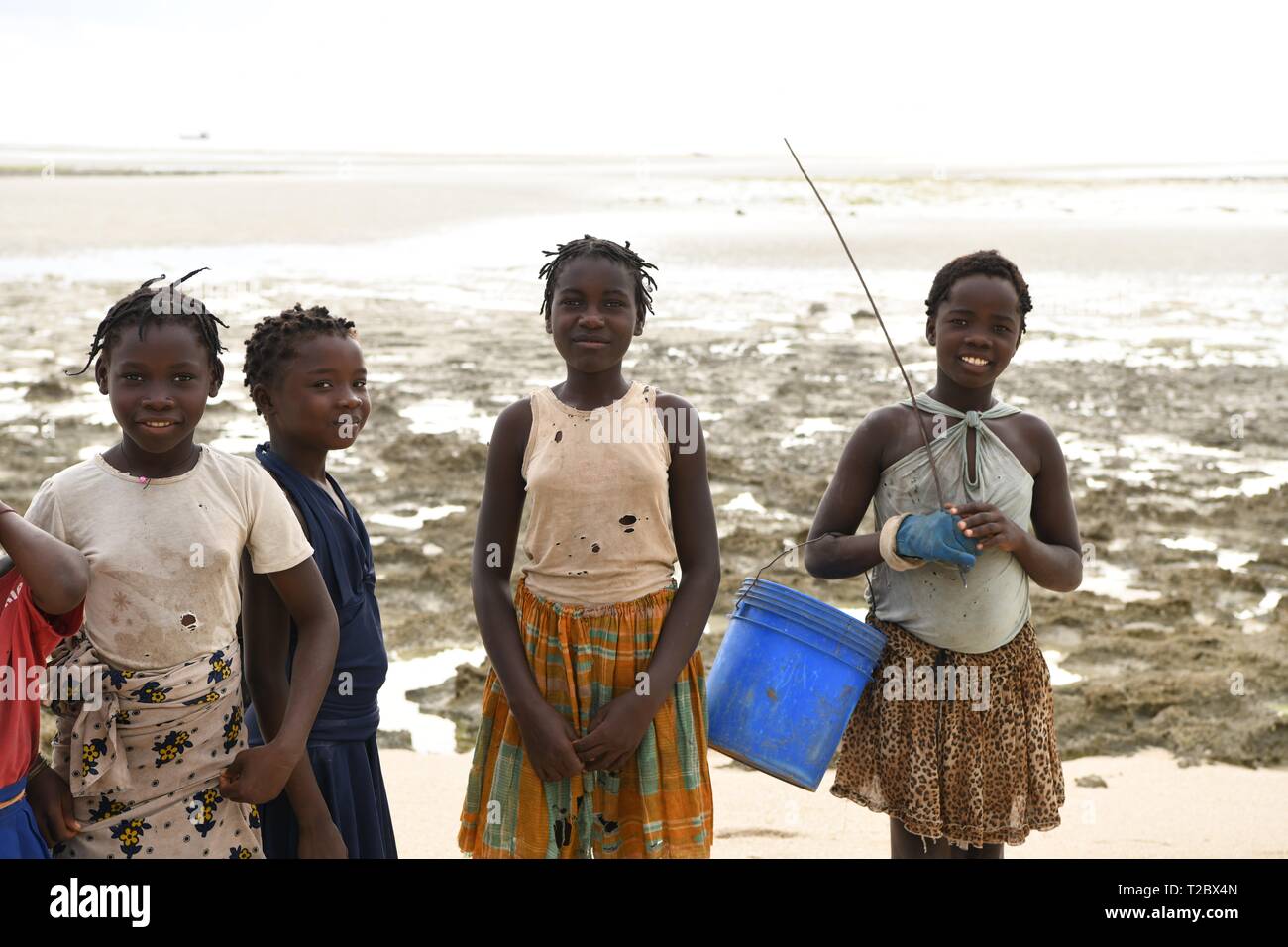 Indian ocean children fish hi-res stock photography and images - Alamy