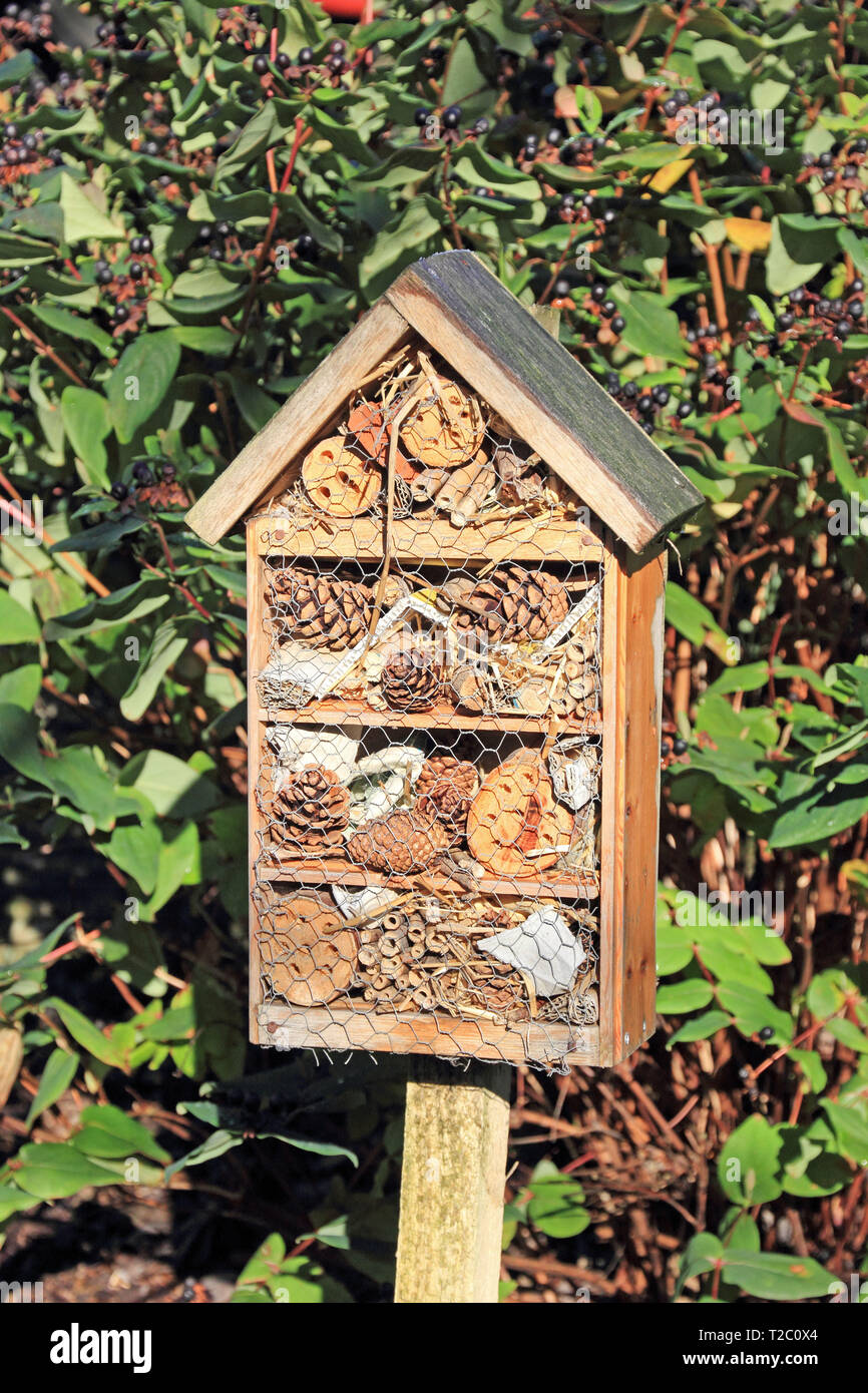 Hotel shelter hi-res stock photography and images - Alamy