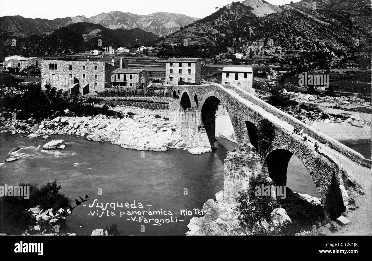 Tarjeta postal de Susqueda, puente románico sibre el rio Ter ...
