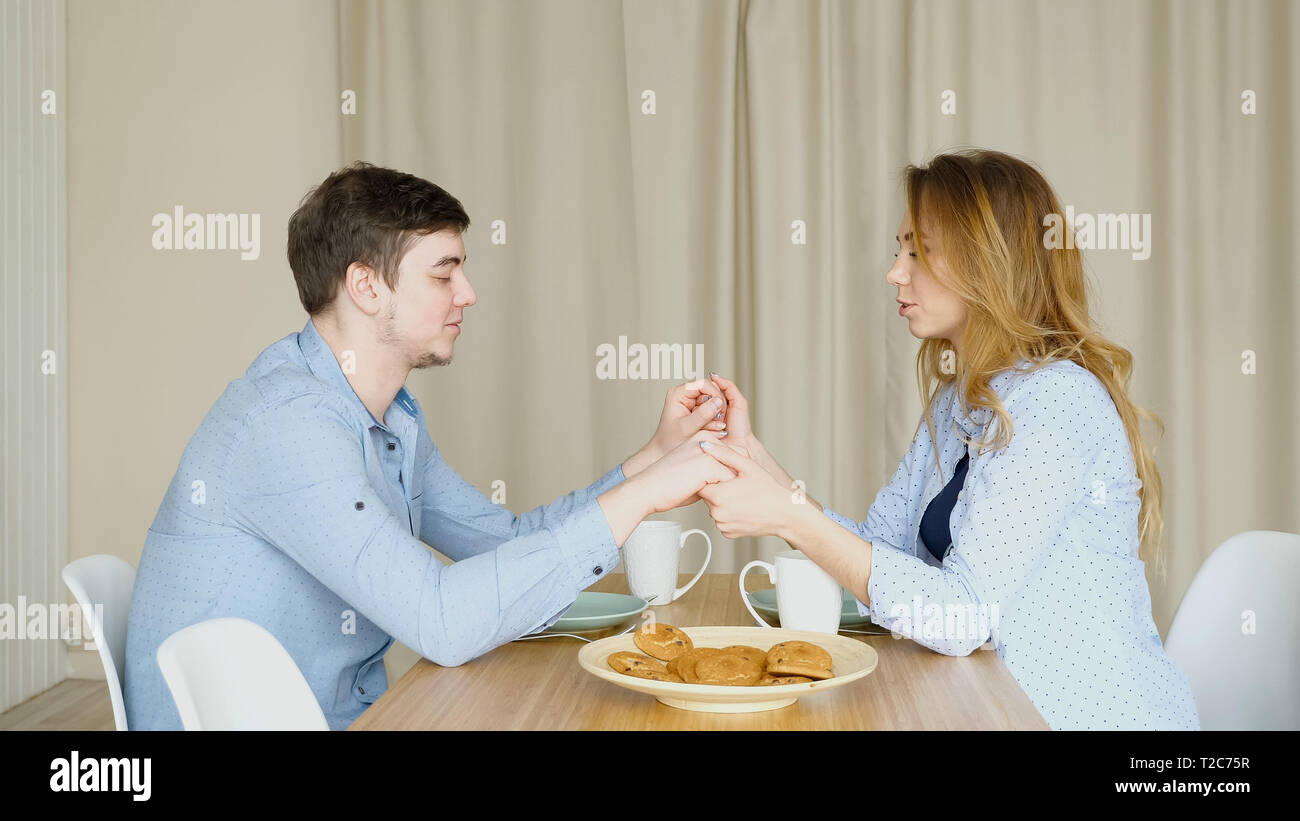Woman man sit across hi-res stock photography and images - Alamy