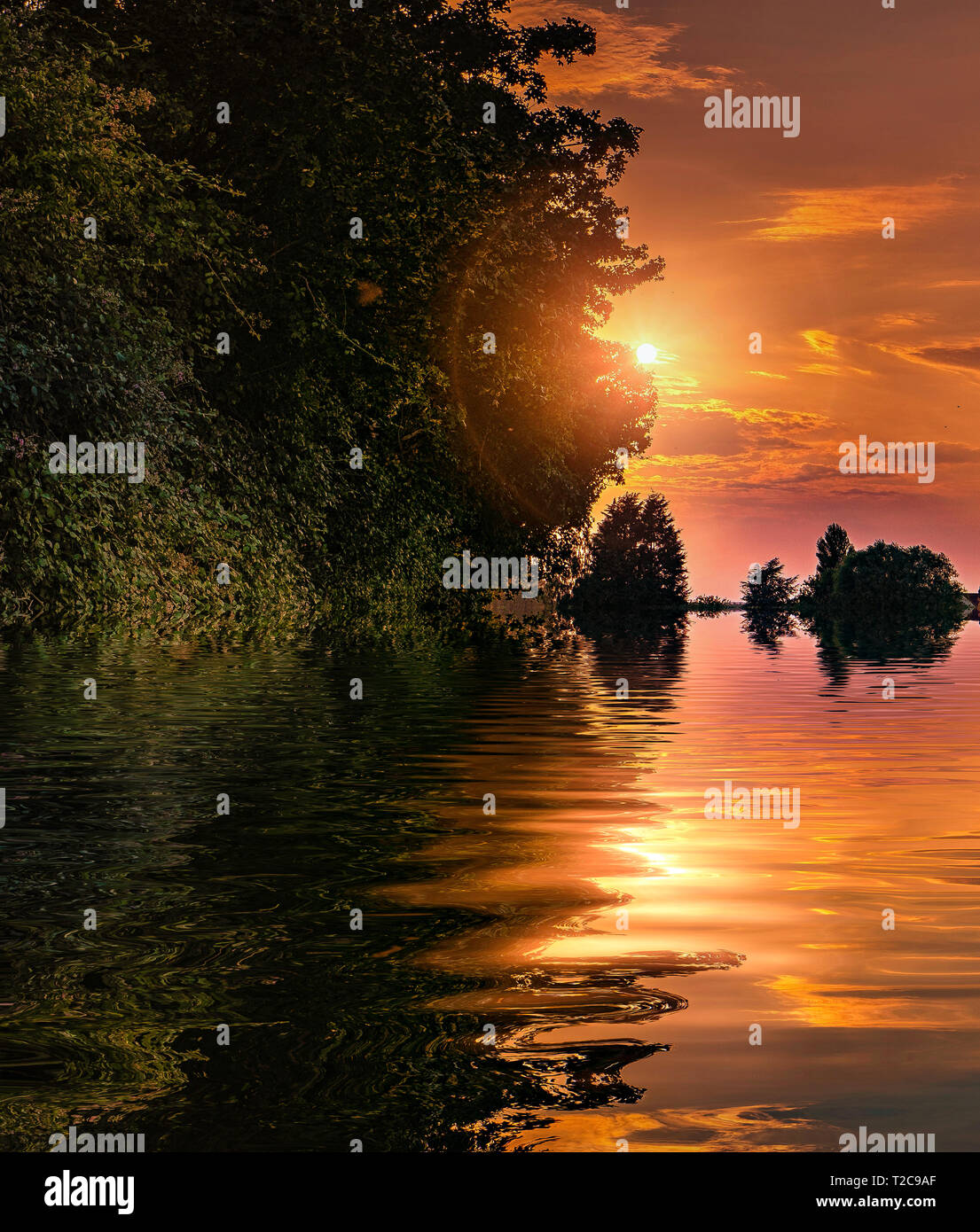 Calm water sunset reflections hi-res stock photography and images - Alamy