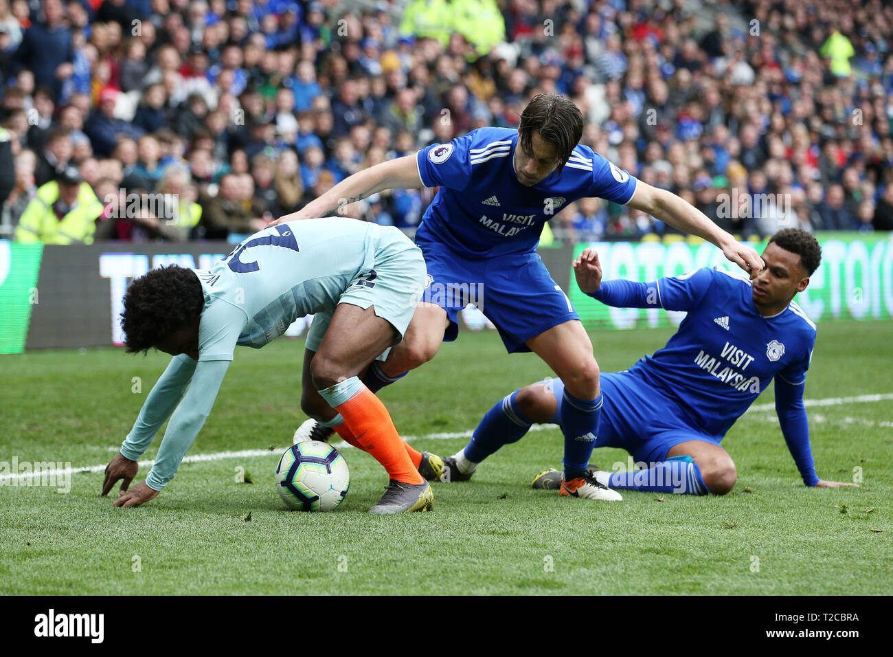 Cardiff, UK. 31st Mar, 2019. Harry Arter of Cardiff city and Josh ...