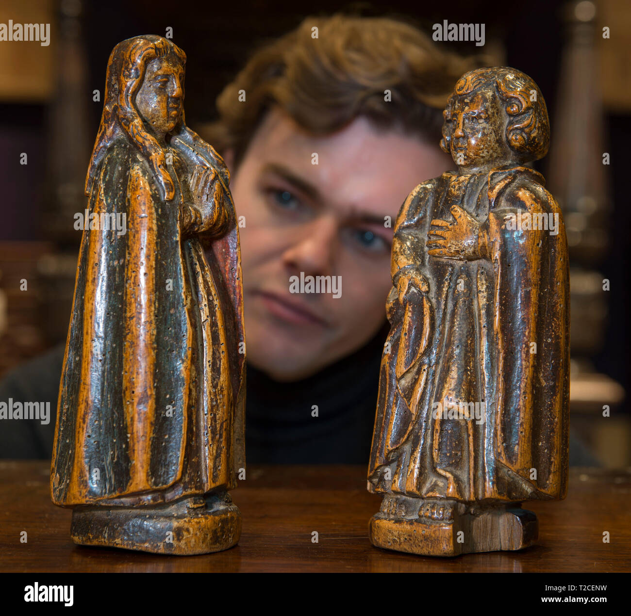 Bonhams, New Bond Street, London, UK. 1 April, 2019. Bonhams Oak ...