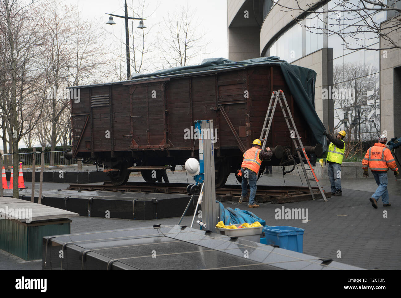 New York, USA. 31st Mar, 2019. A German National Railroad freight car ...