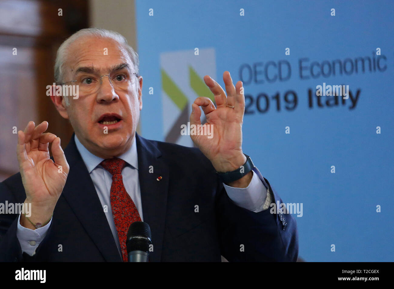 Angel gurría hi-res stock photography and images - Alamy