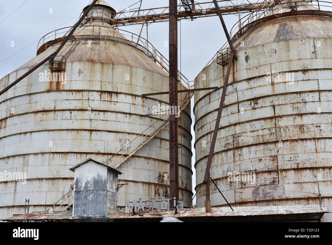 Magnolia market silos hi-res stock photography and images - Alamy