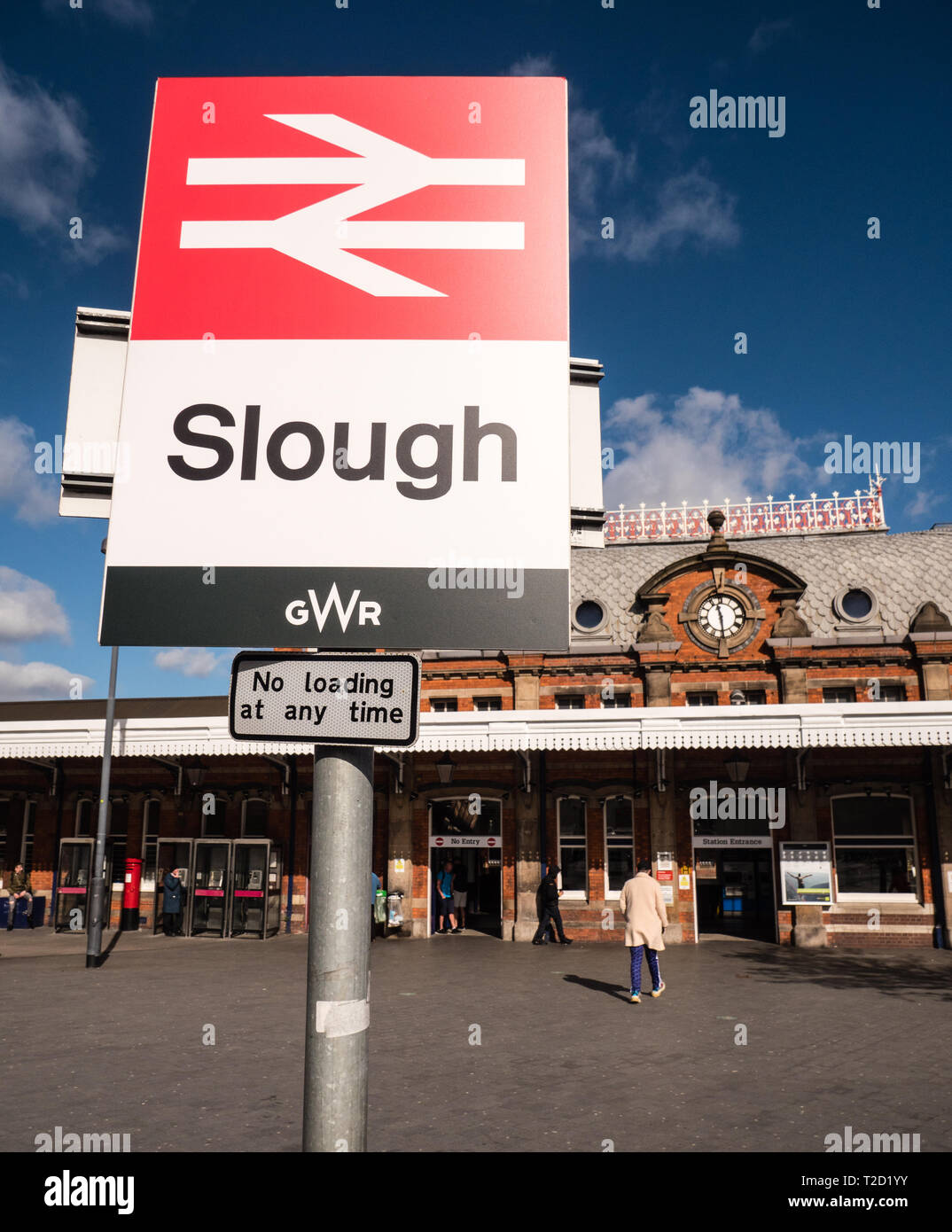 Gwr station hi-res stock photography and images - Alamy
