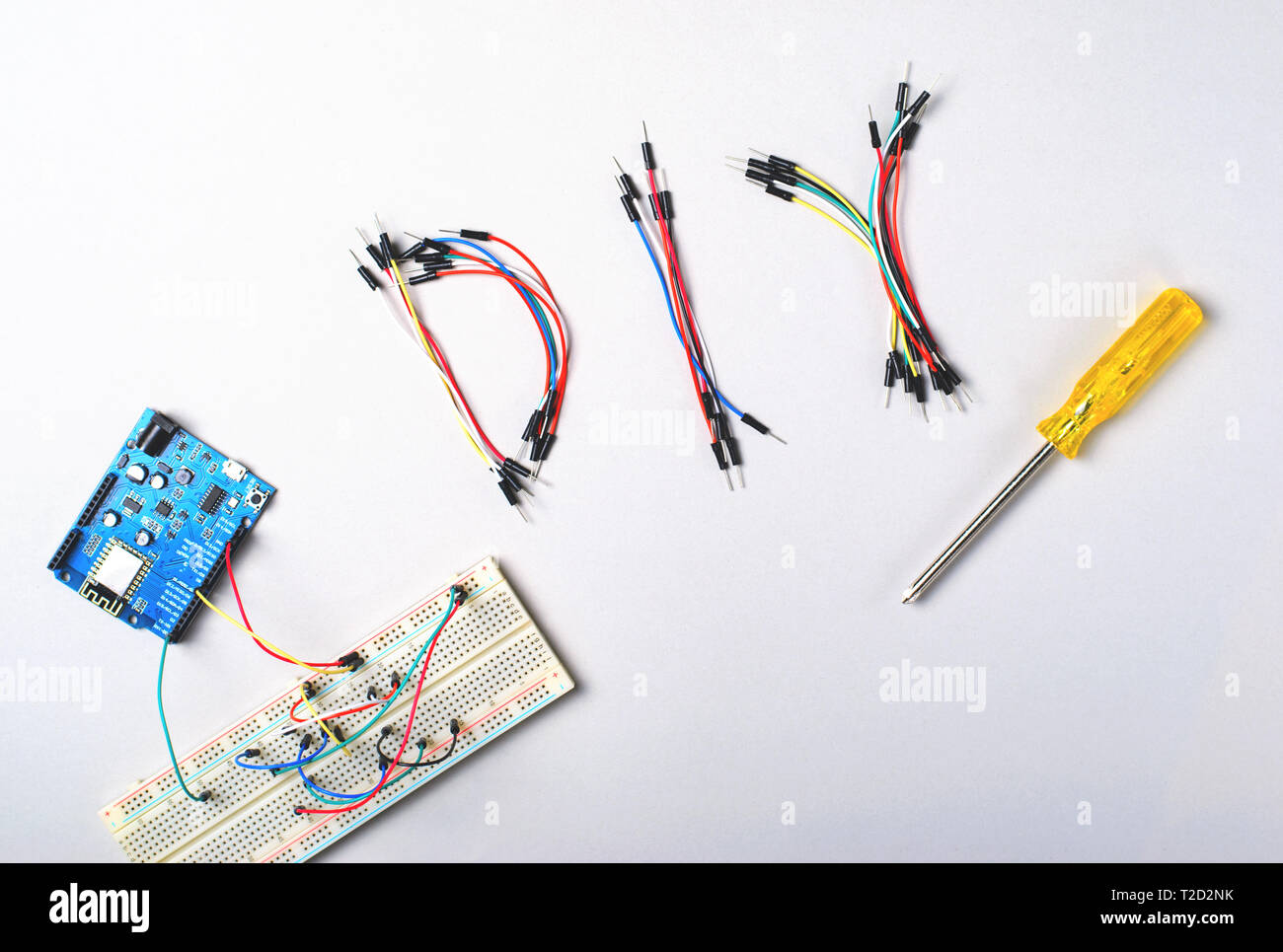 Microcontroller projects hi-res stock photography and images - Alamy