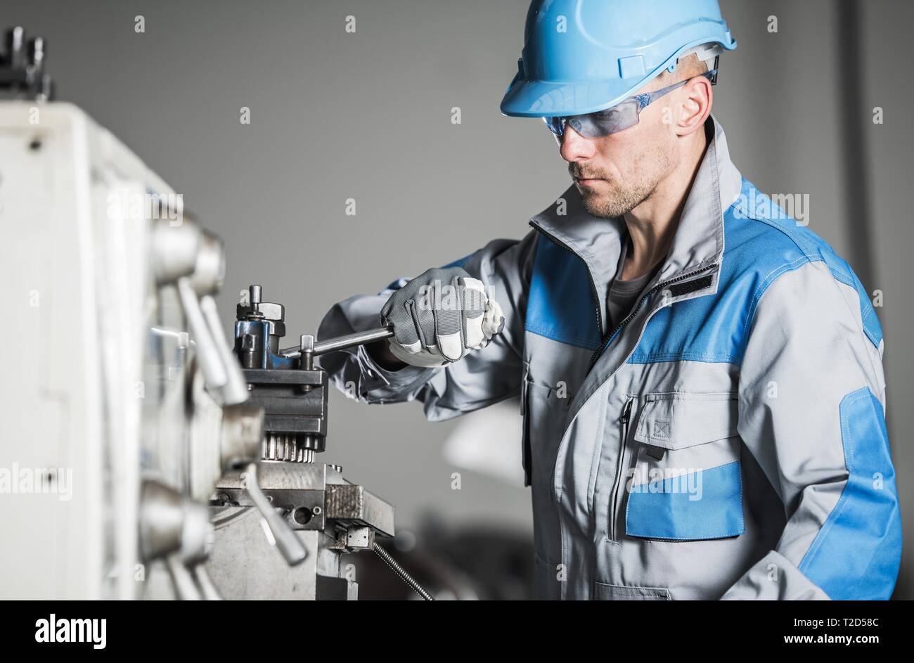 Metalworking industry hi-res stock photography and images - Alamy
