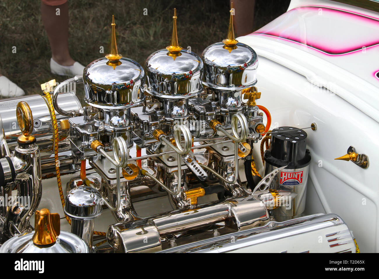 Cadillac v8 engine hi-res stock photography and images - Alamy