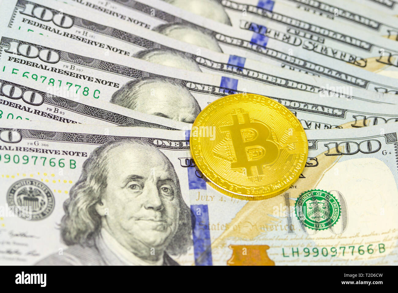 Digital money 100 dollar bill hi-res stock photography and images - Alamy