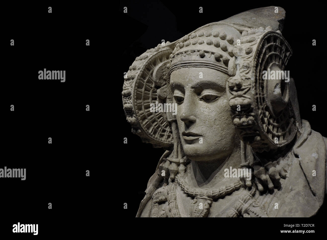 Lady of elx sculpture hi-res stock photography and images - Alamy