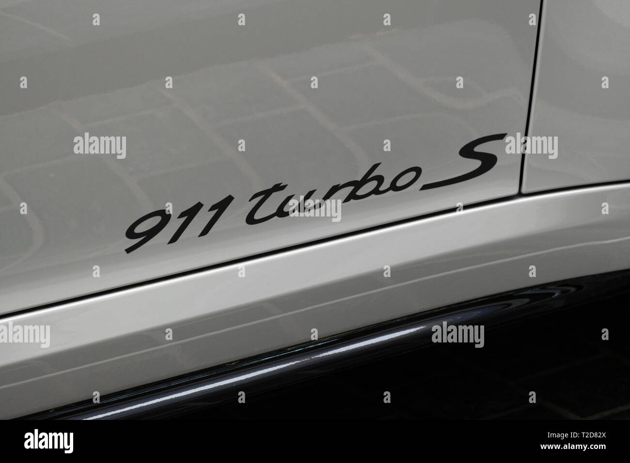 Porsche 911 turbo s hi-res stock photography and images - Alamy