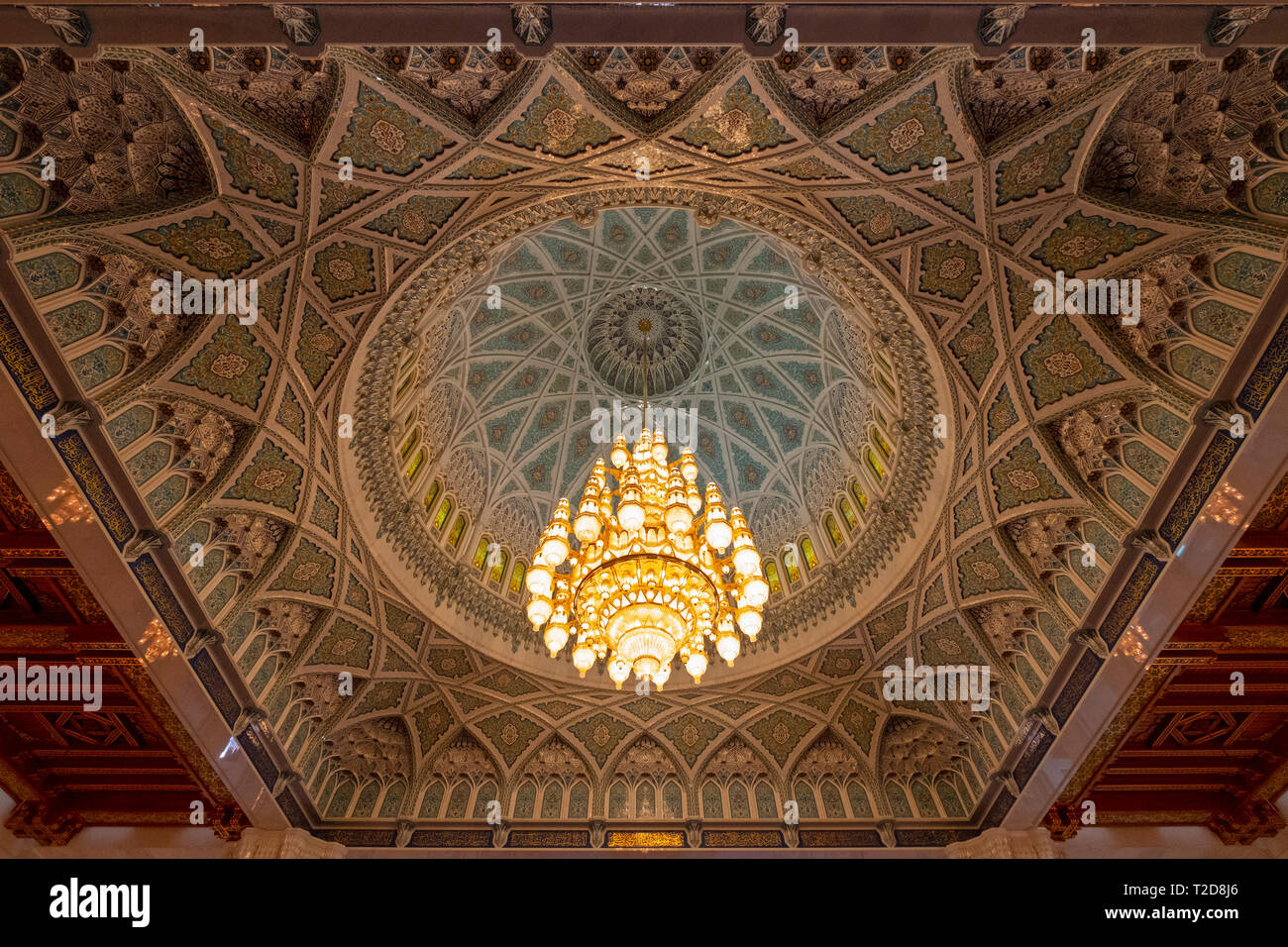 Crystal mosque islamic architecture hi-res stock photography and images ...