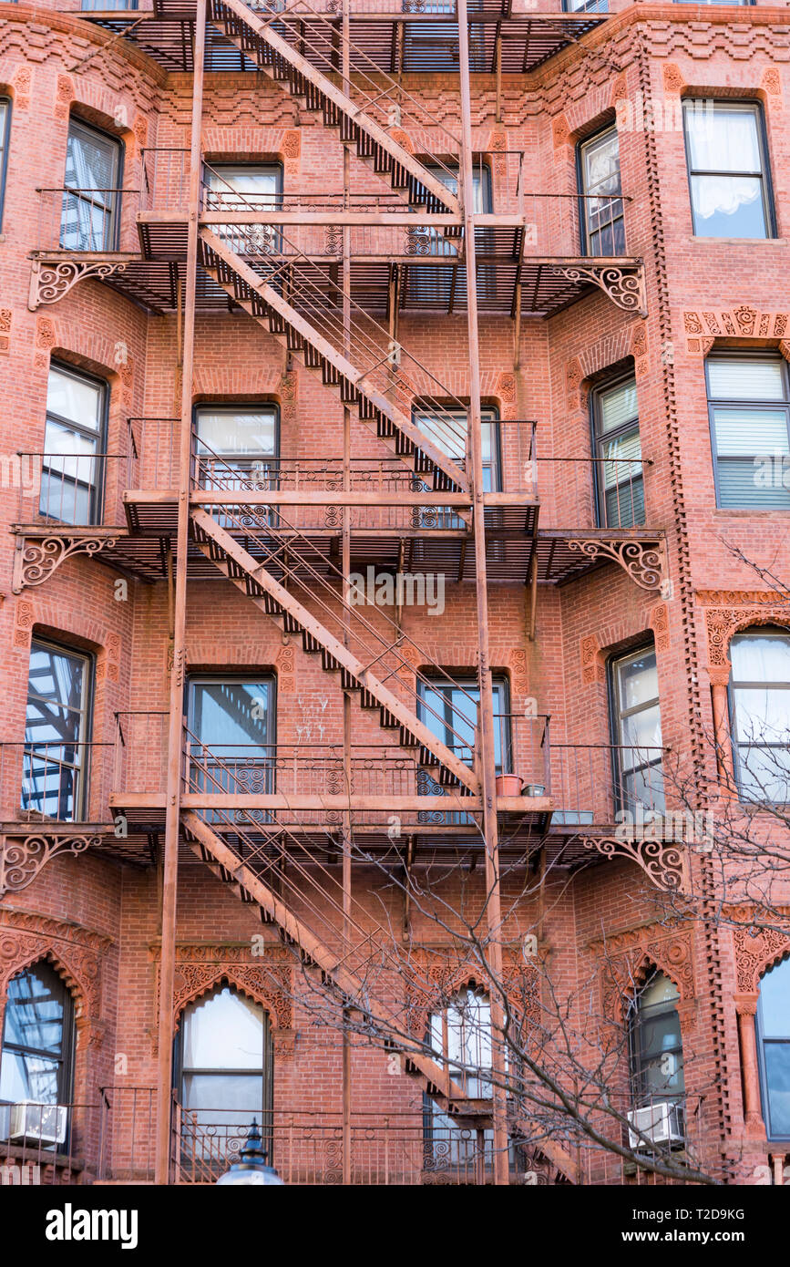 Typical residential buildings hi-res stock photography and images - Alamy