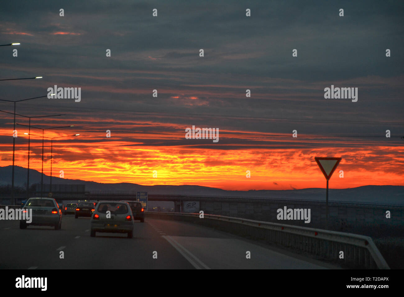 Highway sunset hi-res stock photography and images - Alamy