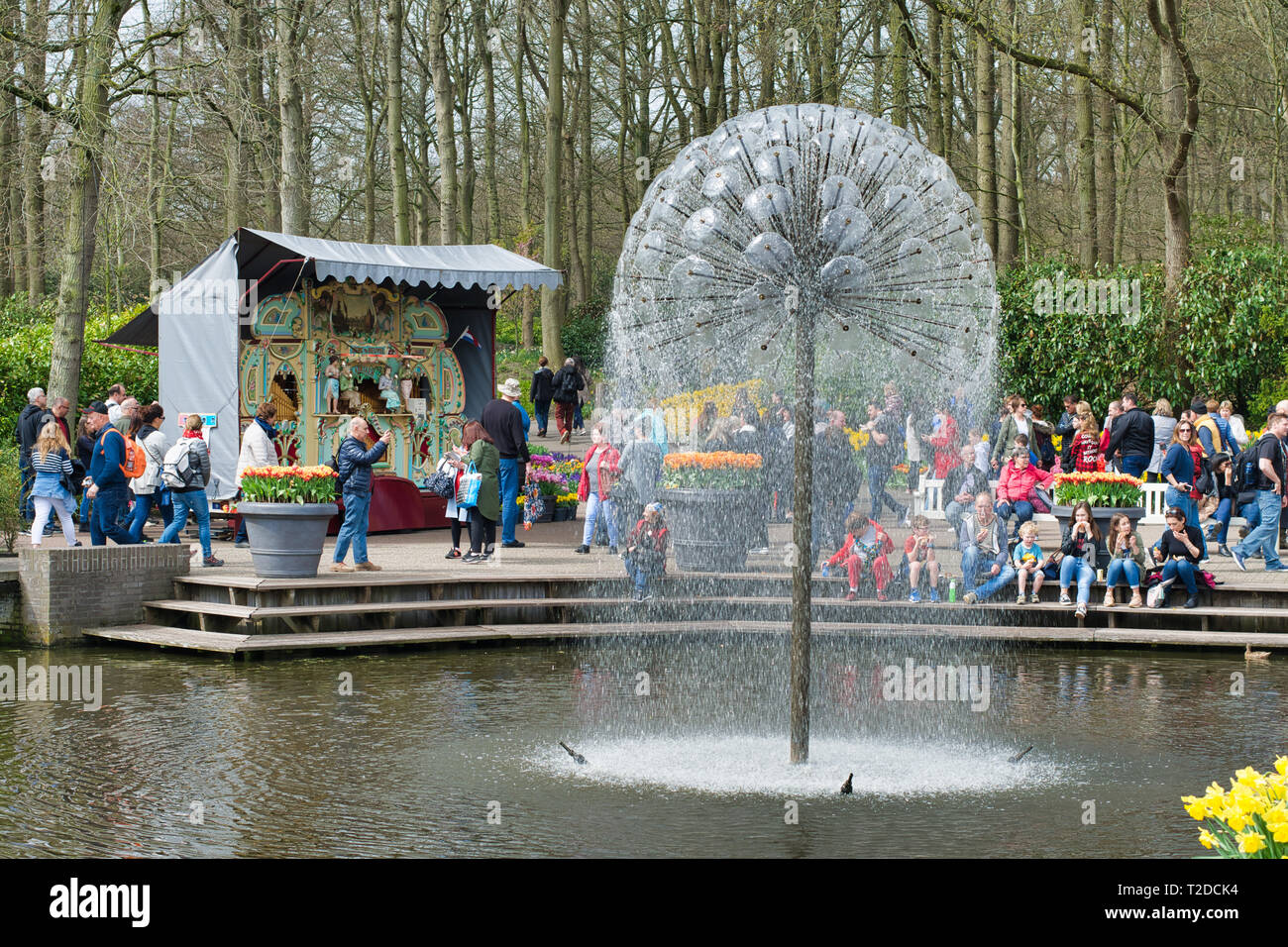 LISSE, NETHERLANDS - APRIL 15, 2018: Flower Festival at Keukenhof Park ...