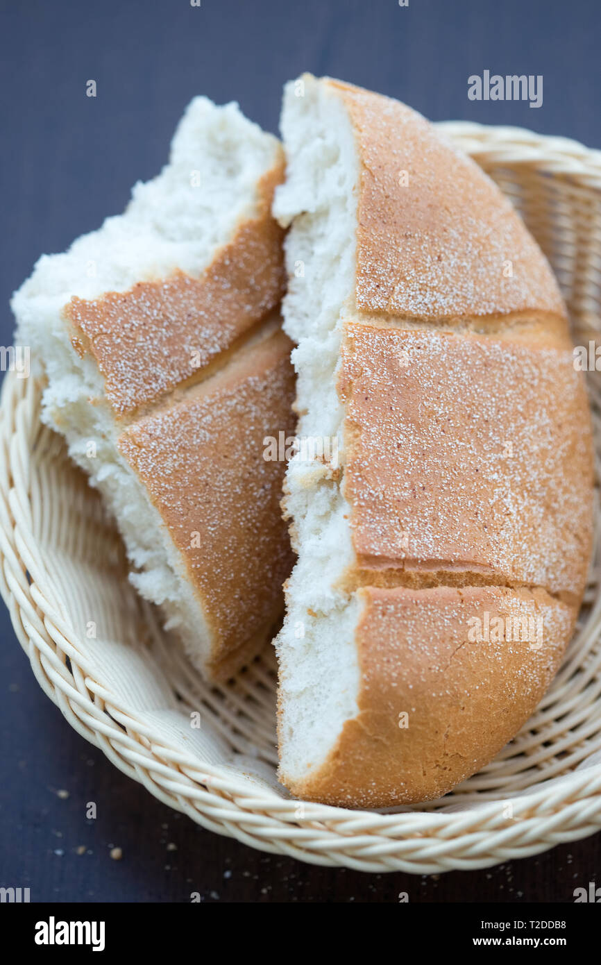 Khobz kesra hi-res stock photography and images - Alamy