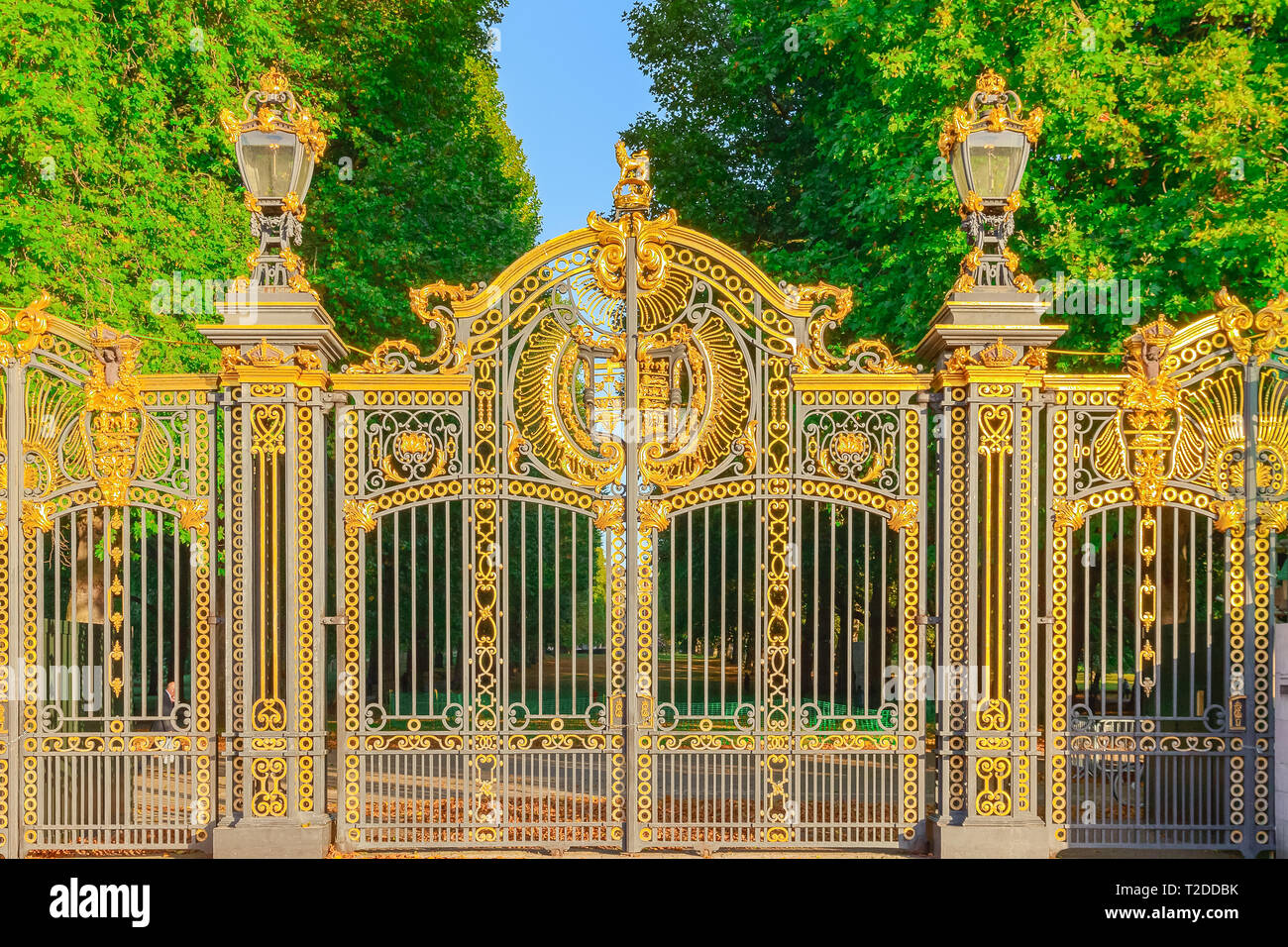 Canada Gate, a grand entrance into the Green Park, London Stock Photo ...