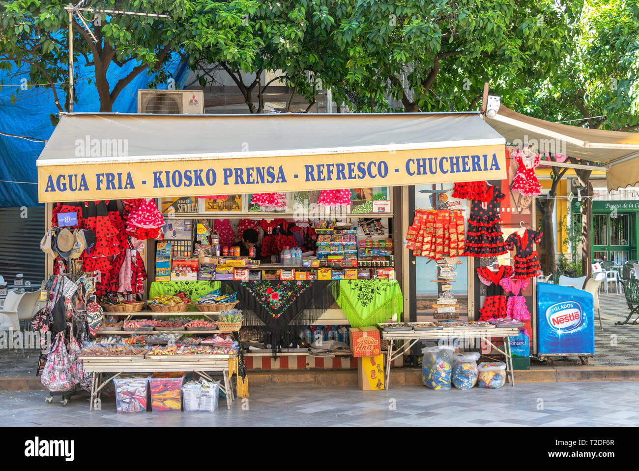 Small kiosk hi-res stock photography and images - Alamy