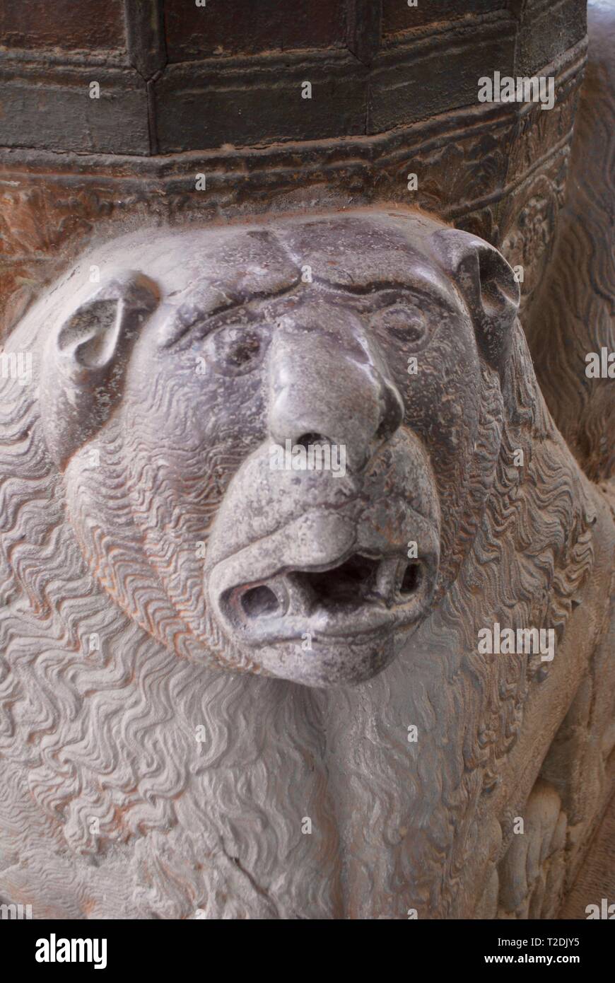 Kakh-e Chehel Sotun palace, Esfahan, Iran Stock Photo - Alamy