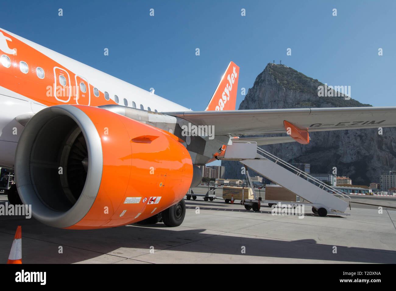 Easy jet interior hi-res stock photography and images - Alamy