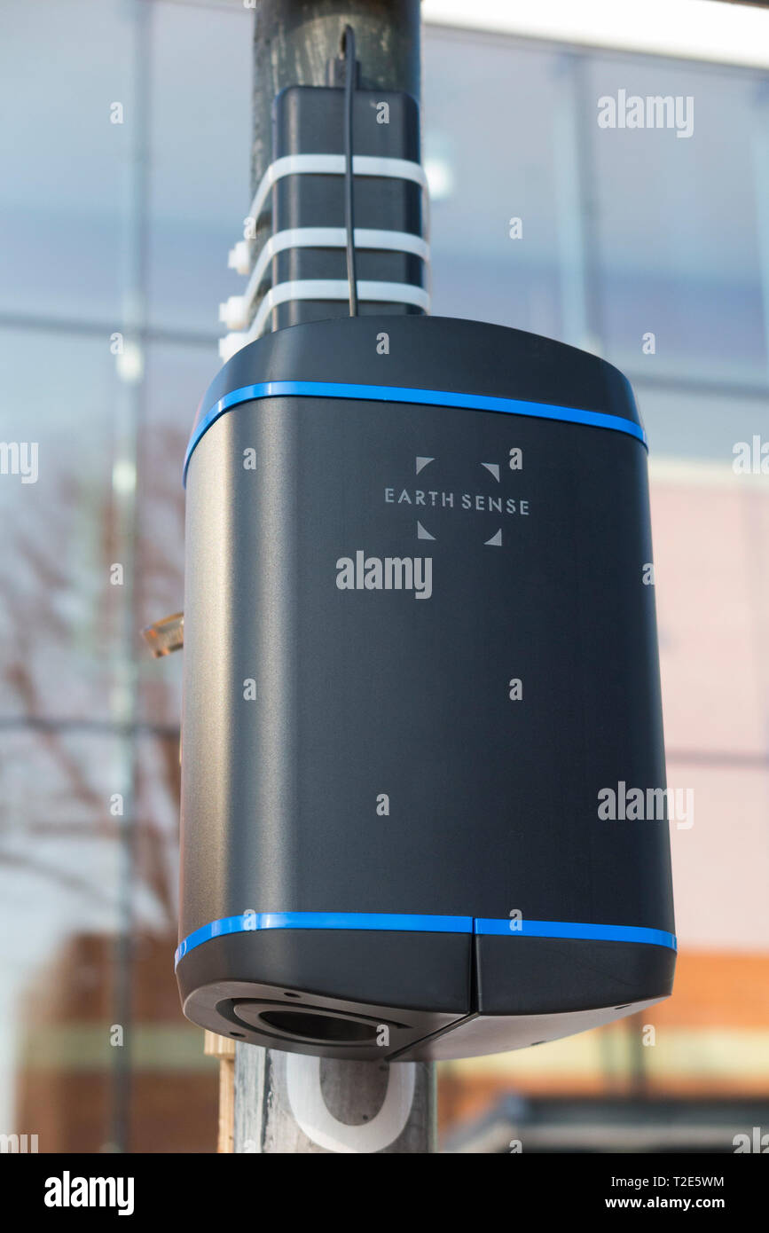 EarthSense / Earth Sense Zephyr air quality monitor equipment ...