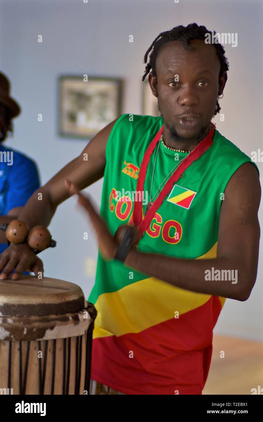 Congolese drumming hi-res stock photography and images - Alamy