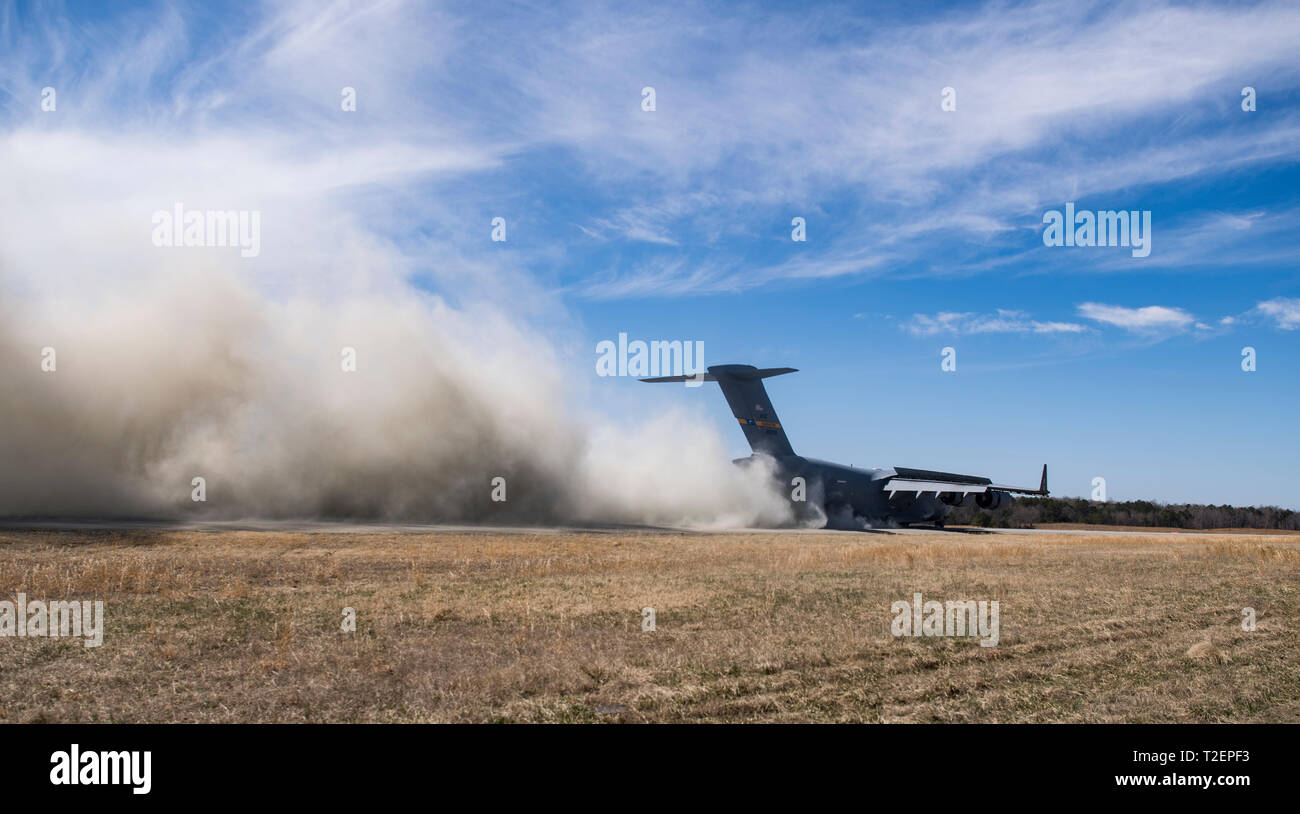 317th airlift squadron hi-res stock photography and images - Alamy
