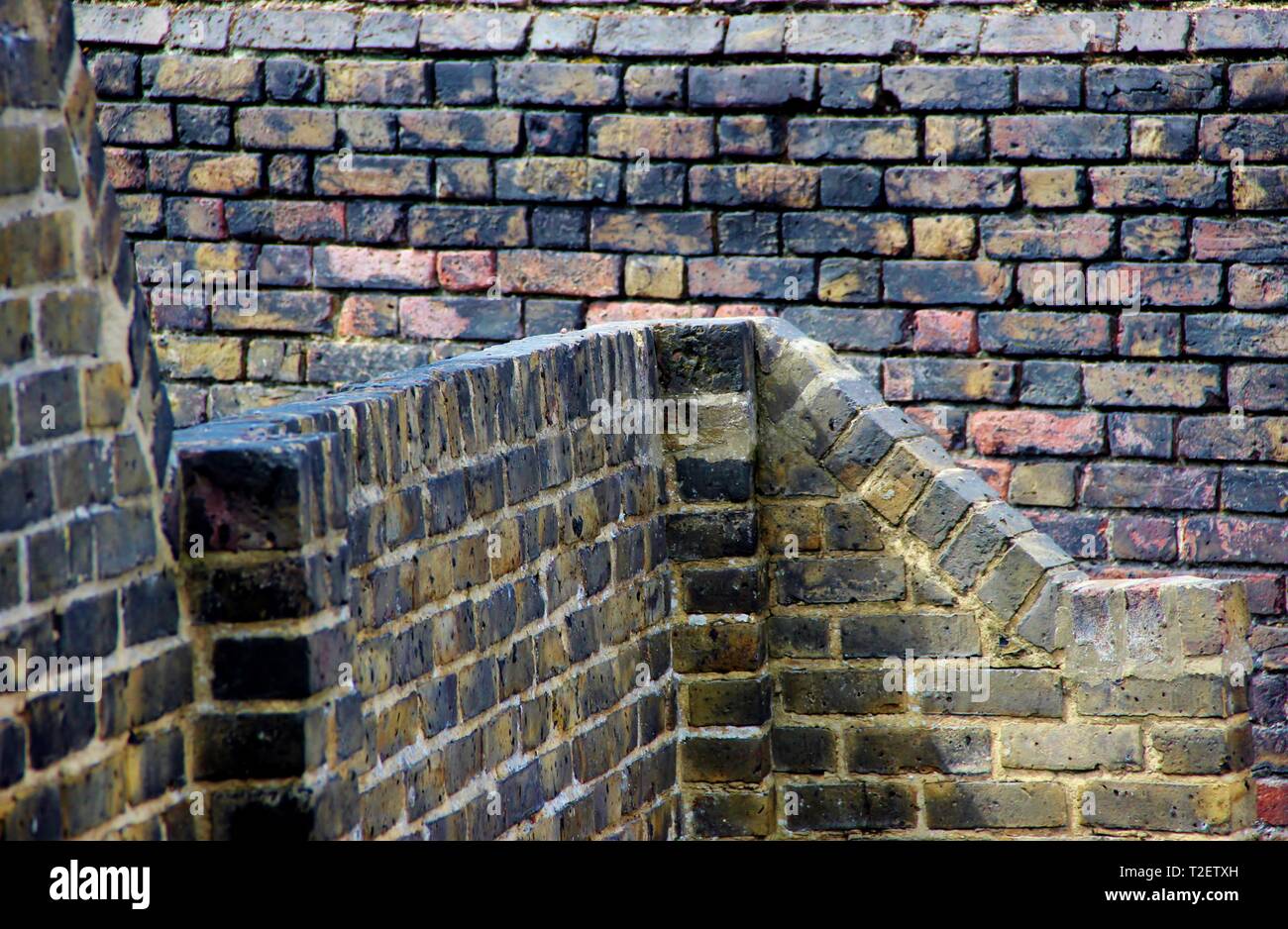 Contrasting bricks hi-res stock photography and images - Alamy