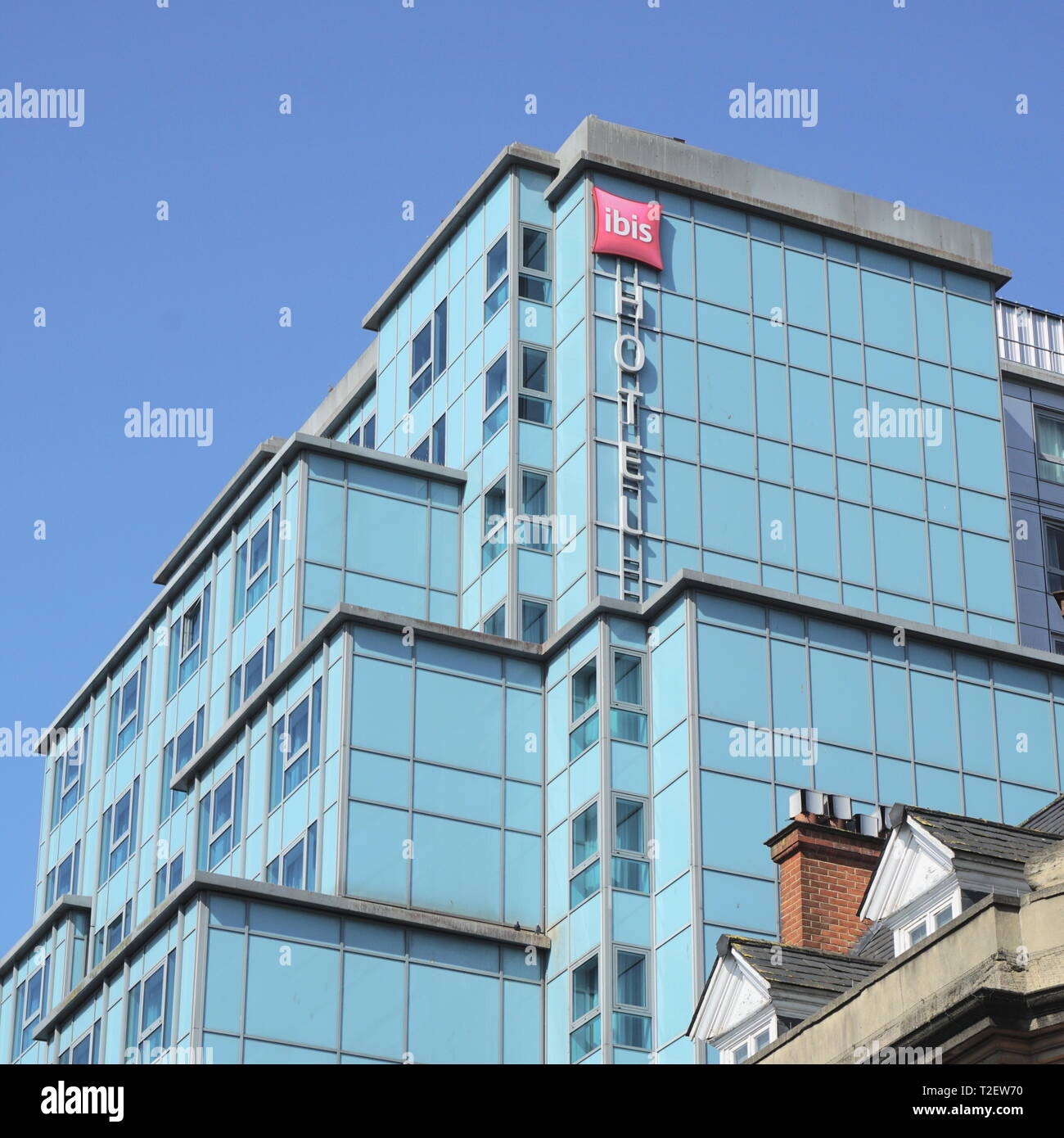 Ibis hotel reading hi-res stock photography and images - Alamy