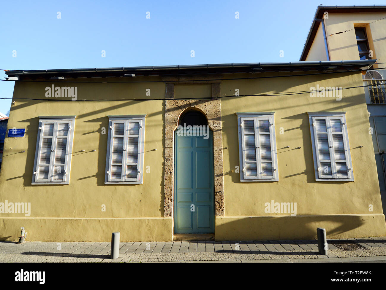 Neve Tzedek neighborhood in Tel-Aviv Stock Photo - Alamy