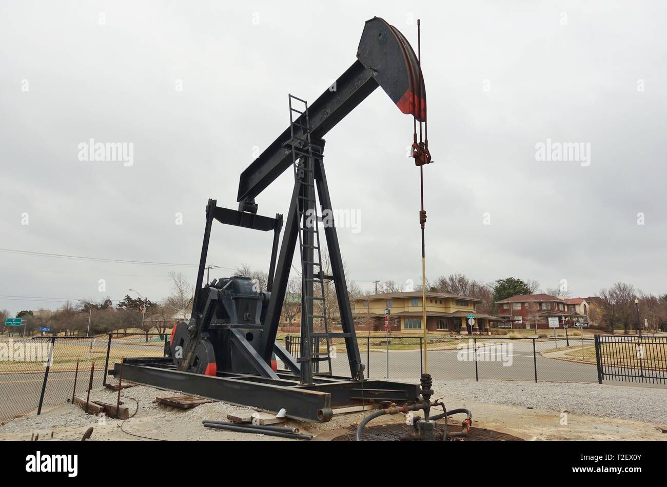 OKLAHOMA CITY, OK -2 MAR 2019- View of an oil rig derrick of the ...