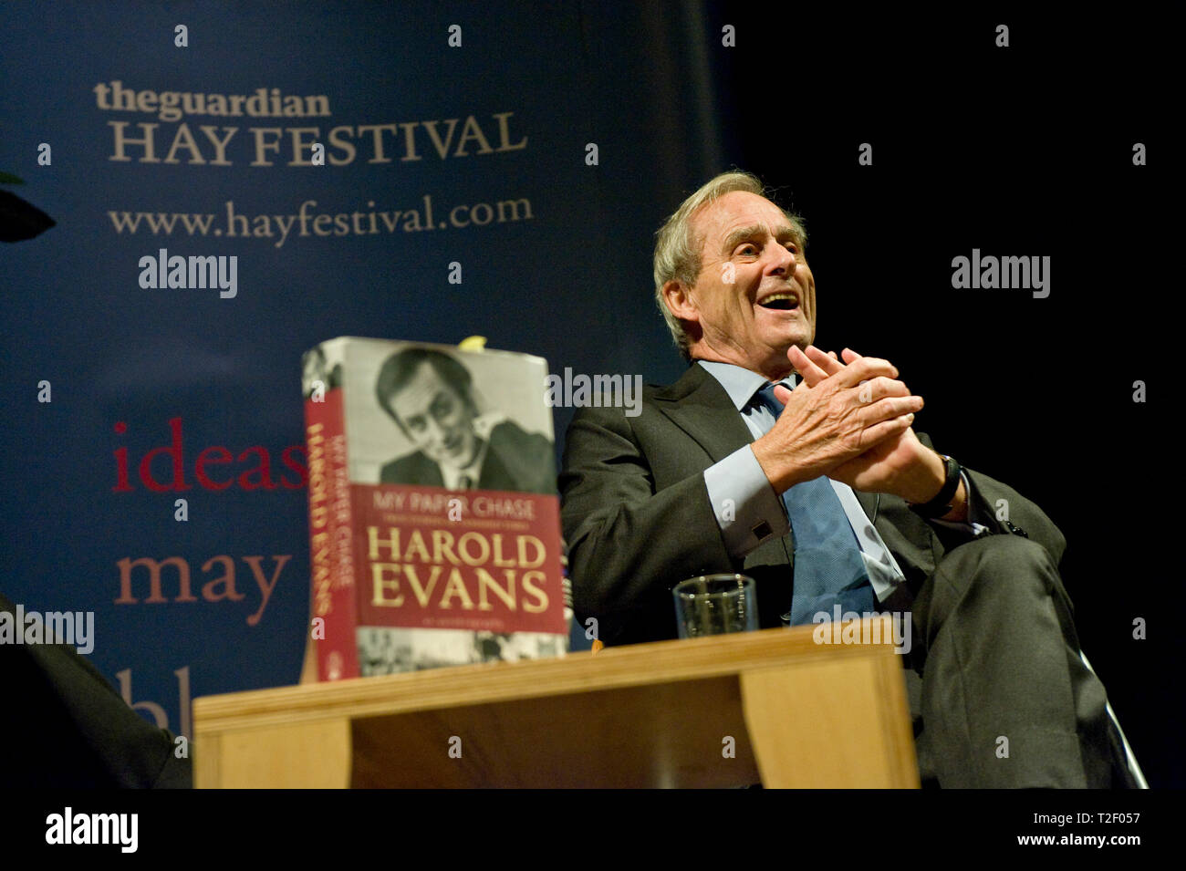 Portraits of legendary journalist and editor Sir Harold Evans [ married ...